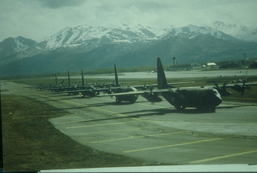 edf-82-86-019.jpg - Member Albums - C-130 Hercules.net -- The internet ...