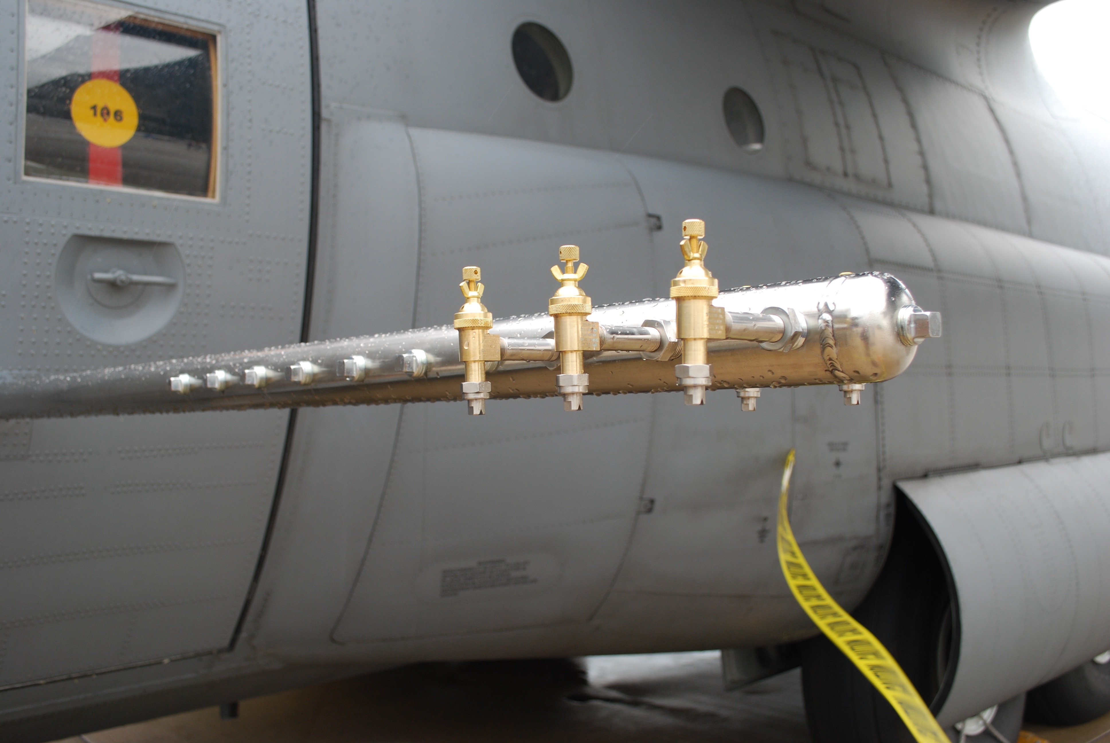 C-130 News: 910th aerial spray maintainers ready C-130 for UTTR mission ...