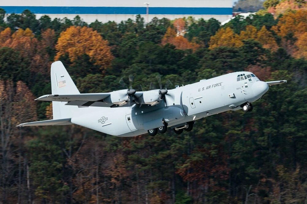 165 AW's (Savannah GA ANG) First C-130J - C-130 General - C-130 ...